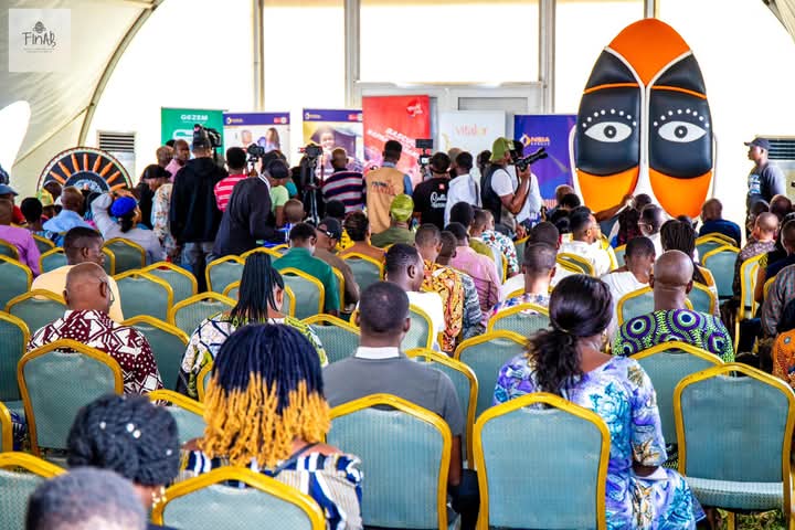 Le Finab 2025 illumine Cotonou : une ode à la créativité béninoise et ...